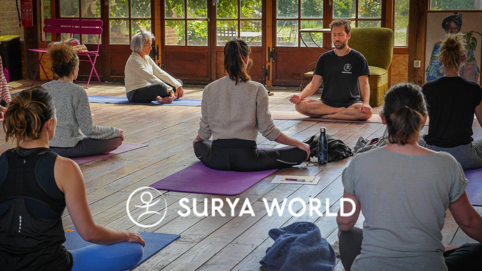Surya World - Vivre Simplement, Penser Plus Haut